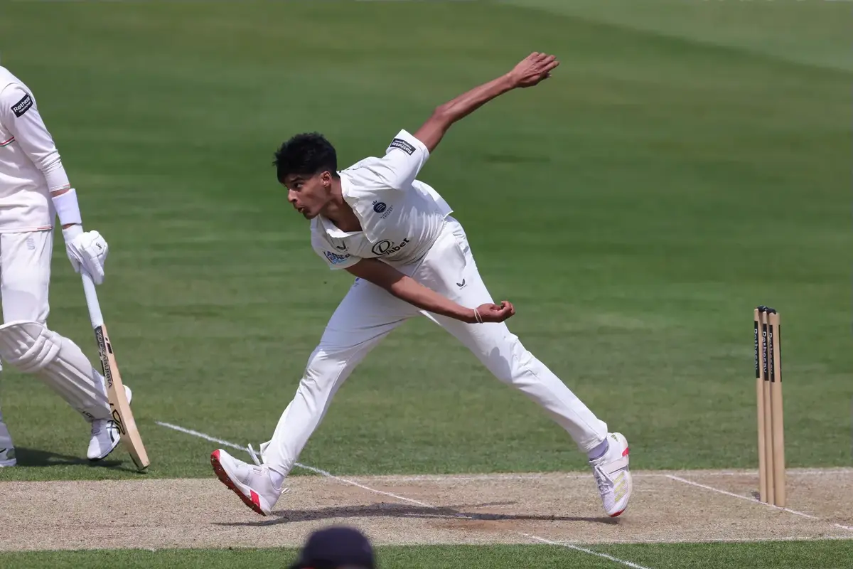 Sharma signs new Middlesex contract - West London Sport
